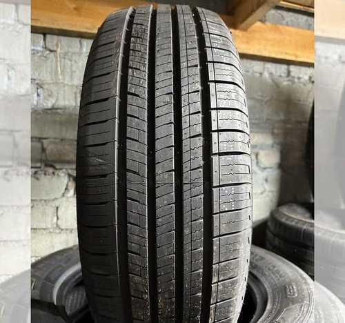 Fortune FSR-302 215/70 R16