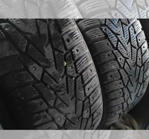 Nokian Tyres Nordman 7 SUV 215/65 R16 102