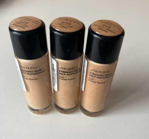 Shiseido тональная вуаль Synchro Skin