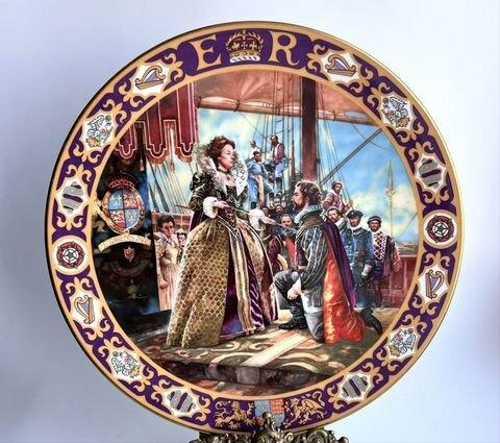 Royal Worcester. Редкая фарфоровая тарелка