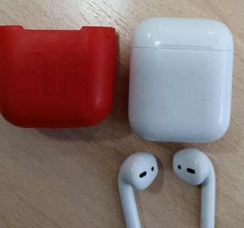 Беспроводные наушники apple airpods