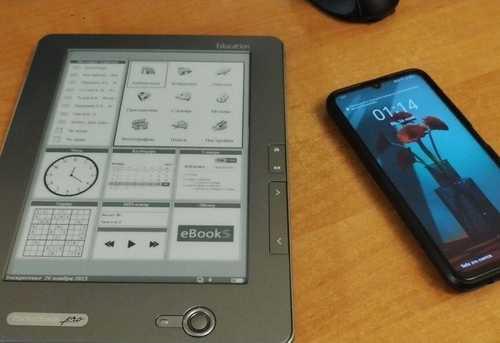 Электронная книга PocketBook Pro 912 c чехлом