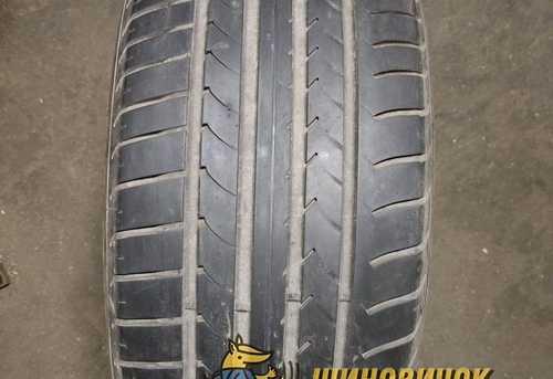 Goodyear EfficientGrip 255/45 R18