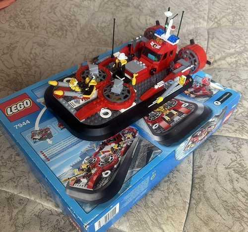 Lego City 7944