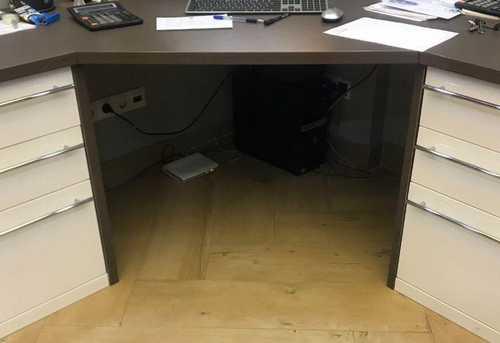 Угловой письменный стол+шкаф стеллаж