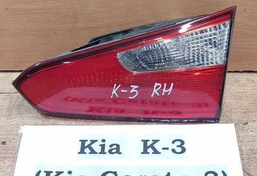 Фонарь крышки багажника Rh Kia Cerato 3 K3, 2015г