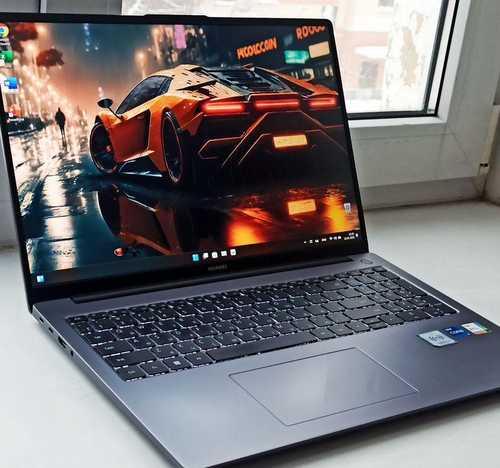 Huawei Matebook D16 / Core i7 12700H / SSD 512