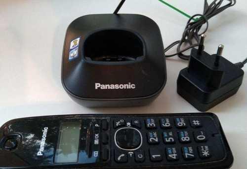 Радиотелефон Panasonic KX-TG1611RUH черный-серый