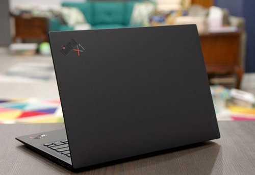 ThinkPad X1 Carbon Gen 11 / 64GB / 2TB