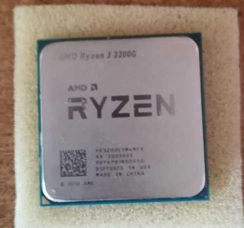 Процессор AMD Ryzen 3 3200g