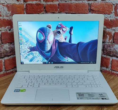 Игровой Asus Core i5 6200/GeF 920M/8Gb/14"Экран