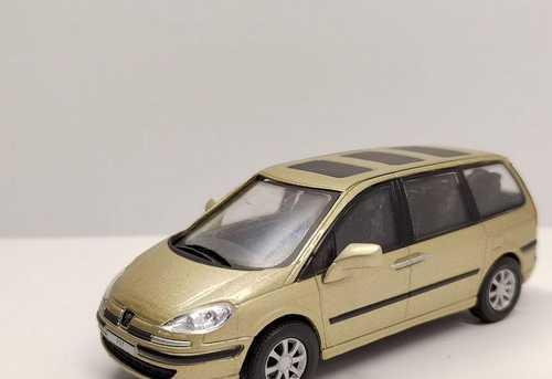 Peugeot 807 (Cararama) 1/43