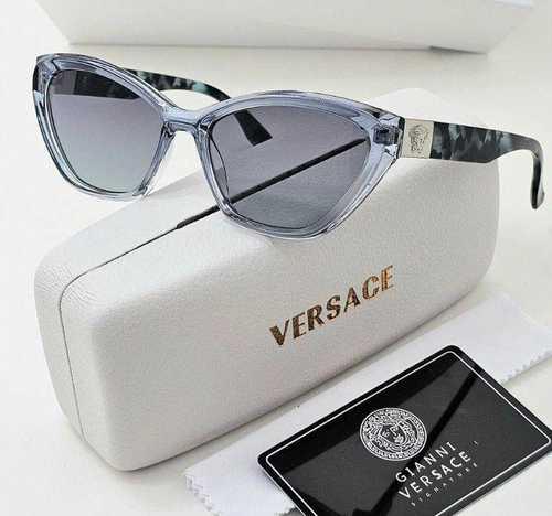 Солнцезащитные очки женские Versace