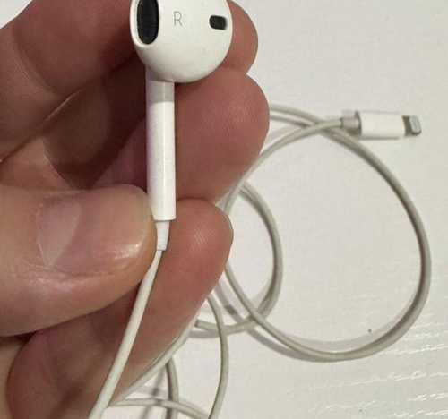 Наушники apple earpods lightning