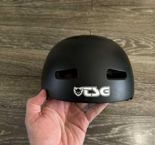 Шлем tsg