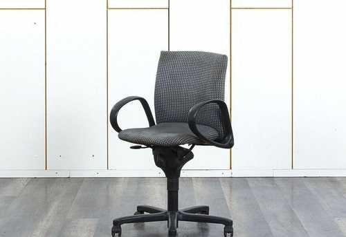 Офисное кресло для менеджера Haworth Comforto