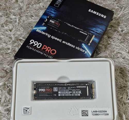 SSD M.2 Samsung 990 PRO 1TB (Здоровье 100%)