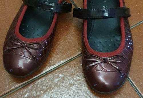 Туфли детские лаковые geox 35 размер