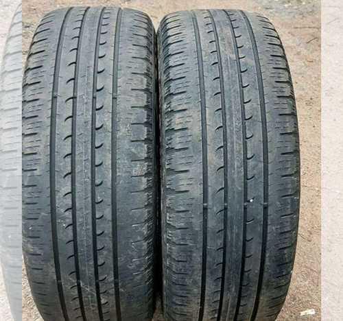 Goodyear EfficientGrip SUV 225/60 R18