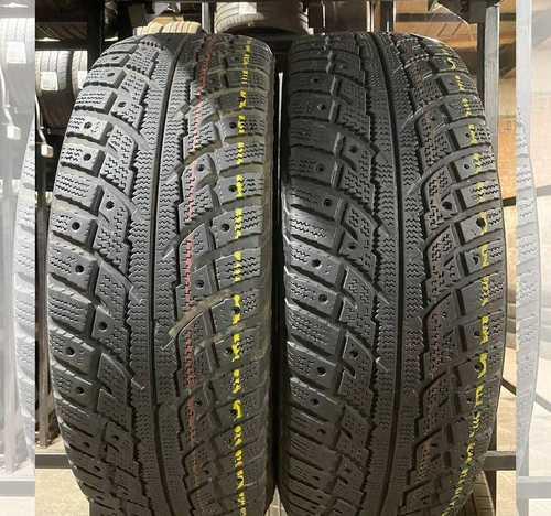 Kumho I'Zen RV Stud KC16 235/65 R17 108Q