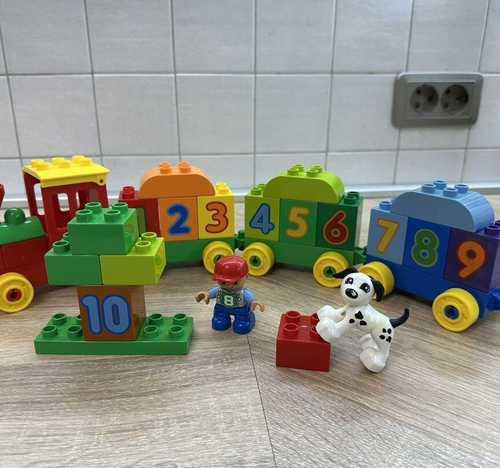 Lego duplo поезд