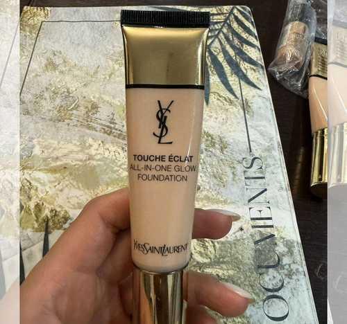 Тональный крем ysl touche eclat