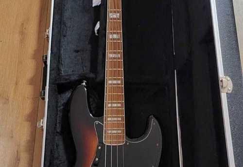 Гитара Fender Jazz Bass Classic 70