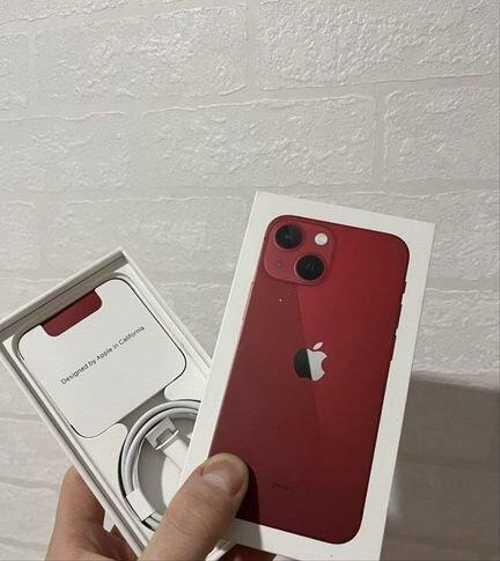 iPhone 13, 128 ГБ, красный