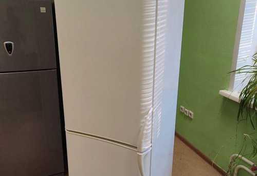 Холодильник Индезит C240G