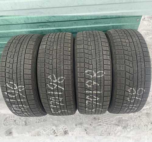 Yokohama Ice Guard IG60 215/55 R17 94Q