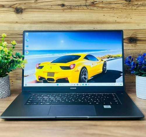 Ноутбук Honor 15.6” i5 8/512