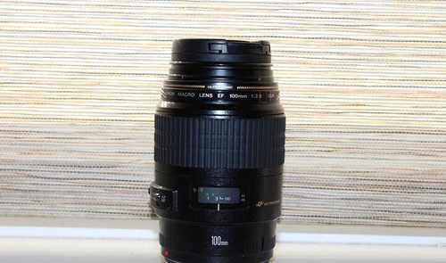 Canon EF 100mm f/2.8 Macro USM