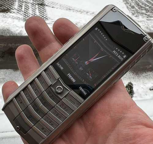 Vertu Ascent 2010, 32 ГБ