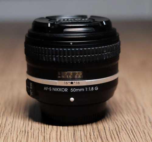 Объектив Nikon 50mm f/1.8G AF-S Special Edition