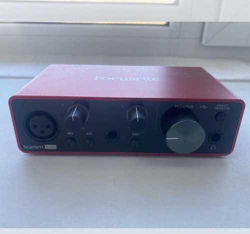 Звуковая карта focusrite scarlett solo 3rd gen