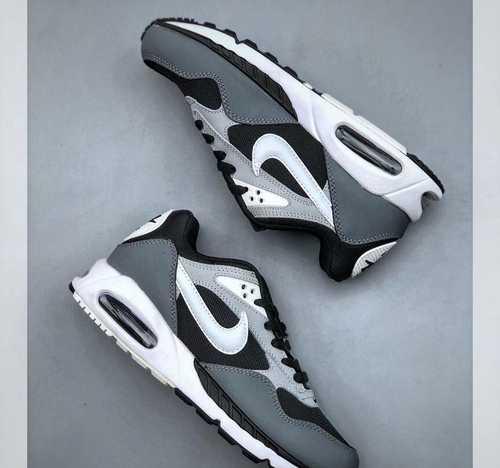 Оригинальные кроссовки Nike Air Max размер 41,5