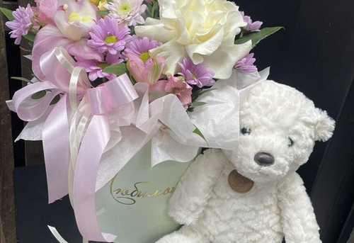 Букет цветов "Любимой" и Мишка Тедди