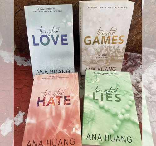 Ana Huang Twisted stories