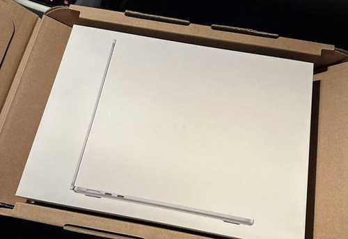 MacBook Air 13 M2 8/256GB Silver