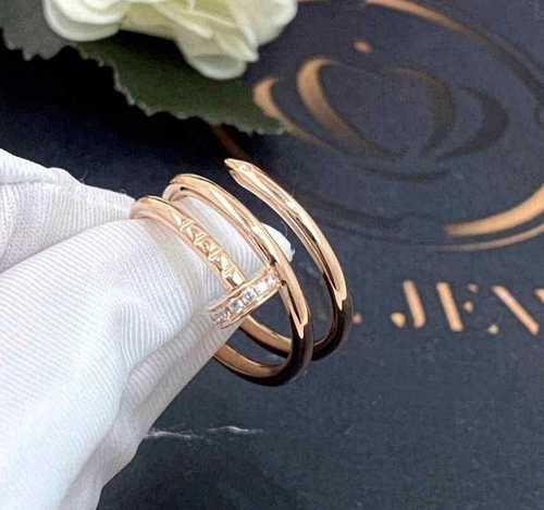 Кольцо Cartier Juste un Clou 0,08ct