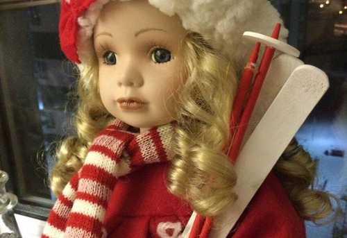Кукла фарфоровая коллекционная новогодняя