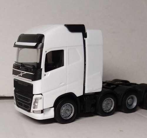 Модели ж д 1:87 Н0 тяжёлый автомобиль Volvo FH4