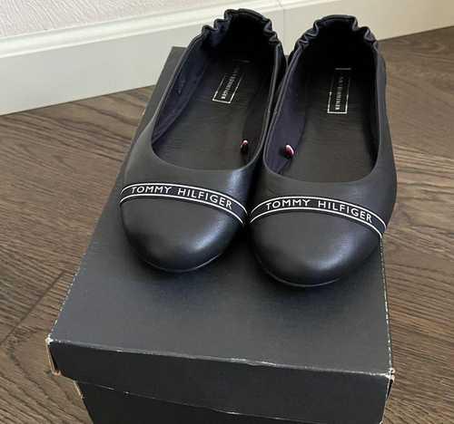 Tommy hilfiger балетки, 39 р