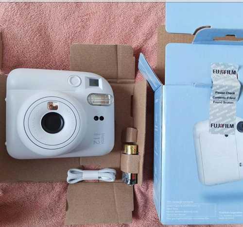 Фотоаппарат Fujifilm Instax mini 12 новый оригинал