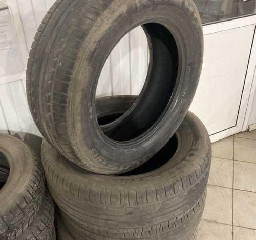 Kumho Solus KH15 255/60 R18 108H