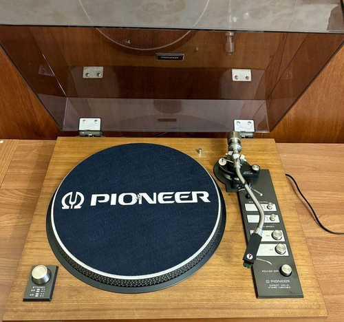 Проигрыватель винила pioneer PL-1400C