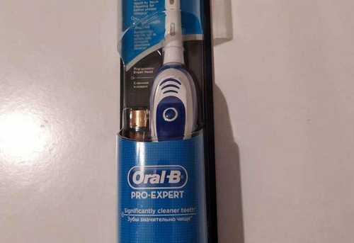 Зубная щётка Oral-B. Новая