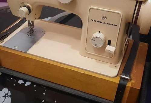 Швейная машинка чайка-132М, ножная