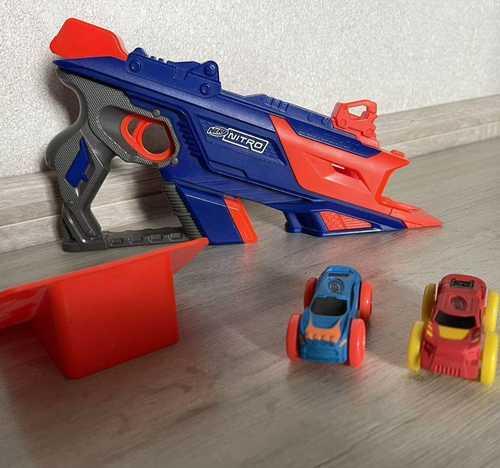 Nerf nitro longshot с машинками