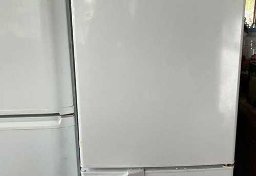 Холодильник Indesit SB150-0.028 на запчасти